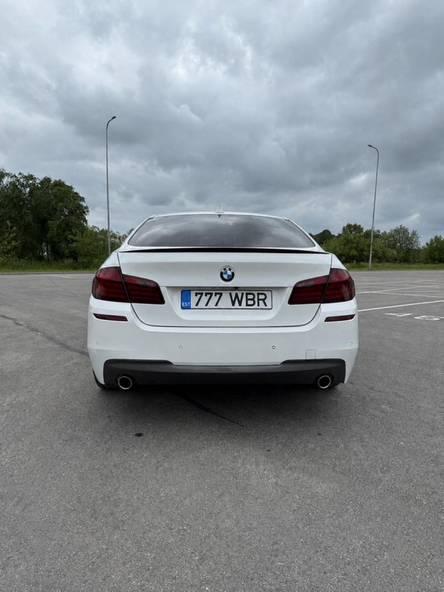 White BMW 535 2013 in Tallinn, with an engine capacity of 0.00 L and mileage of 253 thousand km for 13000 €, photo 12 on AUTOMOTO.COM.LV