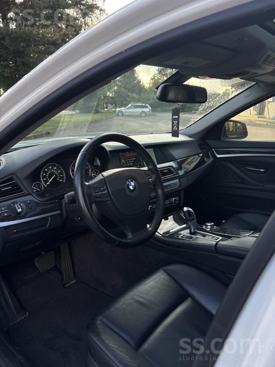 White BMW 535 2013 in Riga, with an engine capacity of 3.00 L and mileage of 278 thousand km for 11000 €, photo 6 on AUTOMOTO.COM.LV