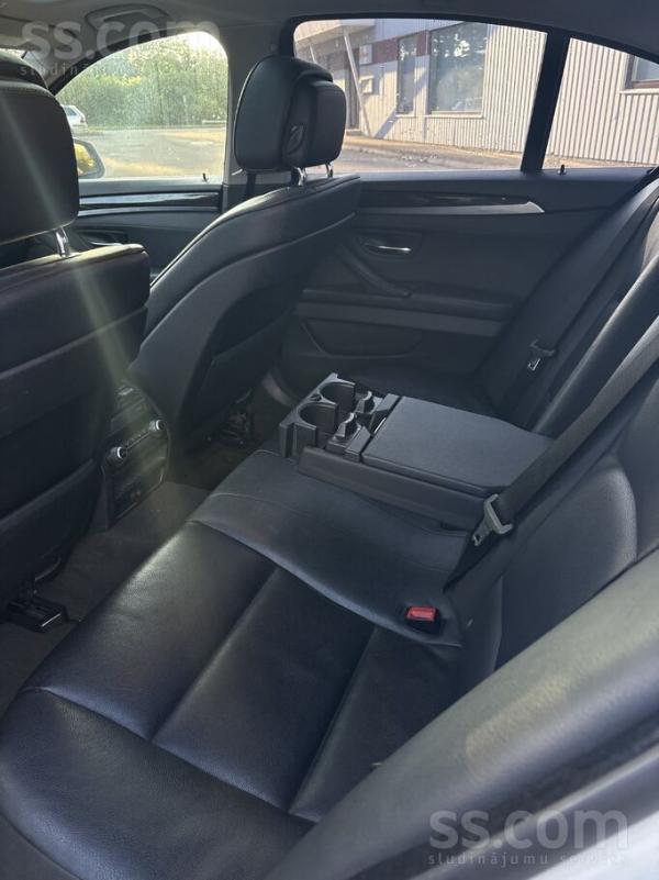 Balts BMW 535 2013 Rīga, ar dzinēja tilpumu 3.00 L un nobraukumu 278 tūkst. km par 11000 €, foto 7 vietnē AUTOMOTO.COM.LV