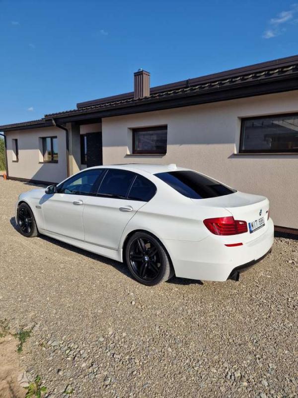 Balts BMW 535 2014 Kuršėnai, ar dzinēja tilpumu 2.98 L un nobraukumu 195 tūkst. km par 10800 €, foto 9 vietnē AUTOMOTO.COM.LV
