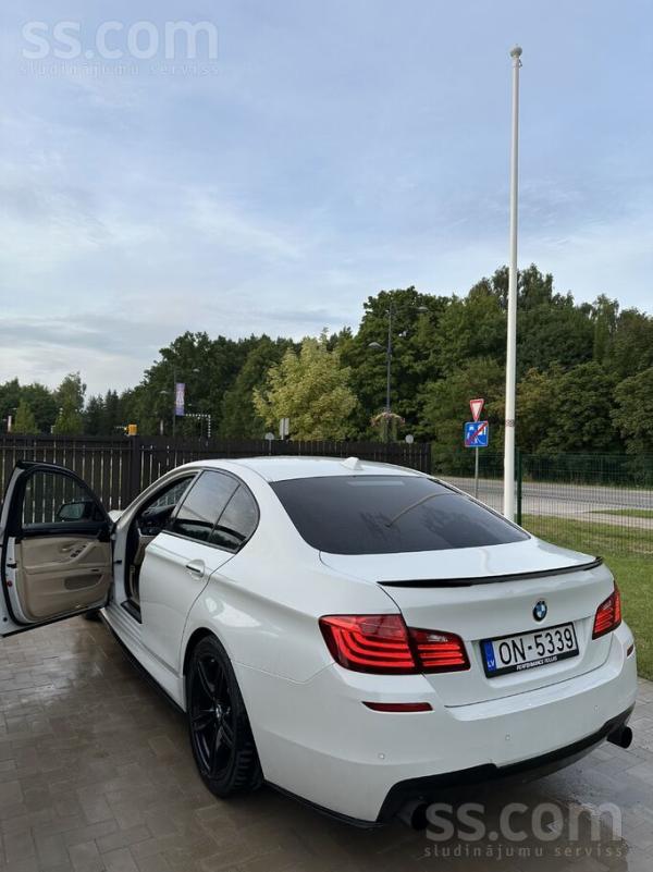 White BMW 535 2014 in Riga, with an engine capacity of 3.00 L and mileage of 200 thousand km for 17000 €, photo 3 on AUTOMOTO.COM.LV
