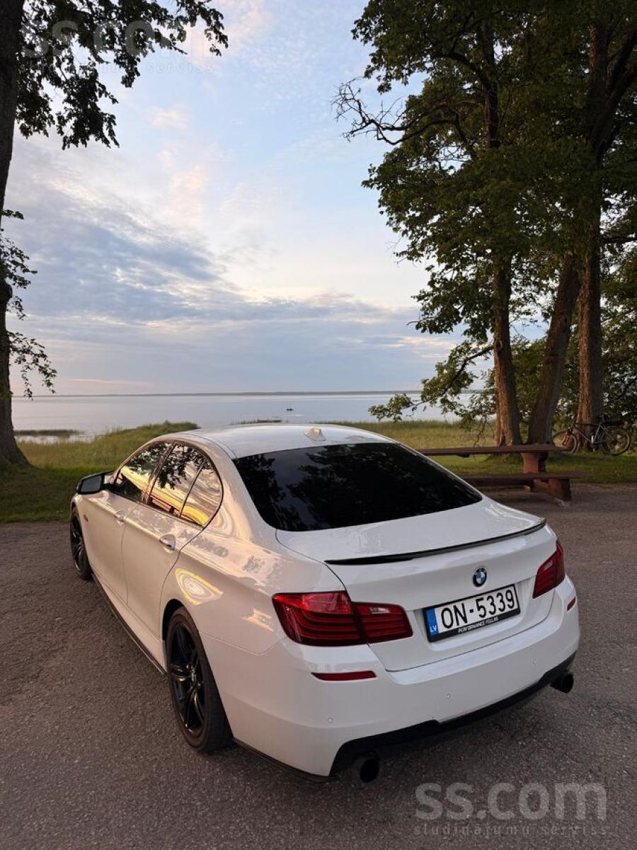 White BMW 535 2014 in Riga, with an engine capacity of 3.00 L and mileage of 200 thousand km for 17000 €, photo 9 on AUTOMOTO.COM.LV