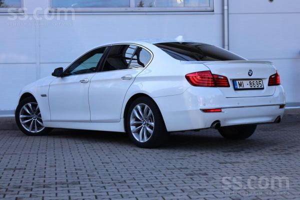 Balts BMW 535 2014 Rīga, ar dzinēja tilpumu 3.00 L un nobraukumu 373 tūkst. km par 10995 €, foto 5 vietnē AUTOMOTO.COM.LV