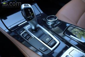 Balts BMW 535 2014 Rīga, ar dzinēja tilpumu 3.00 L un nobraukumu 373 tūkst. km par 10995 €, foto 22 vietnē AUTOMOTO.COM.LV
