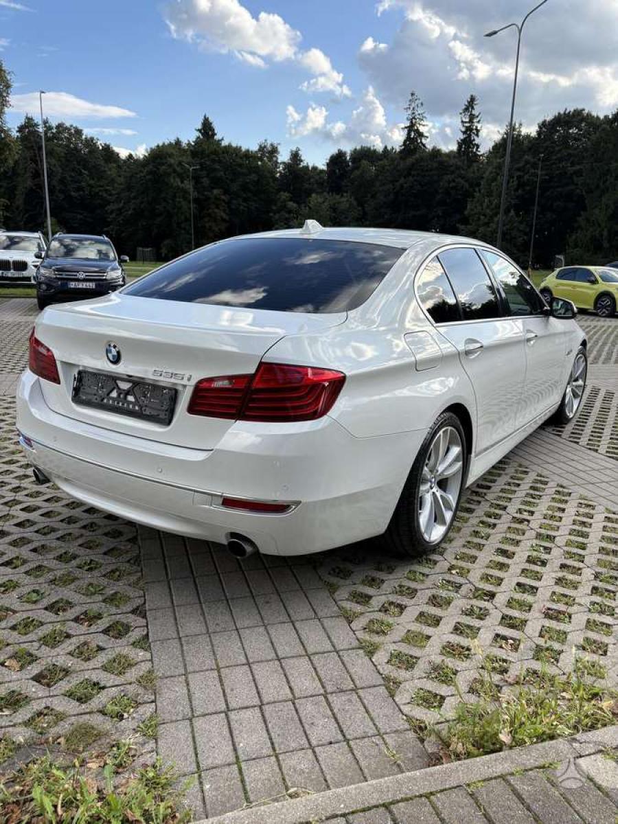 Белый БМВ 535 2014 в Каунас, объемом двигателя 2.98 л и пробегом 78 тыс. км за 13650 €, фото 7 на AUTOMOTO.COM.LV