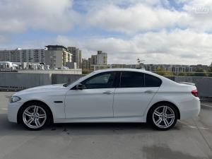 Белый БМВ 535 2014 в Вильнюс, объемом двигателя 3.00 л и пробегом 303 тыс. км за 11000 €, фото 5 на AUTOMOTO.COM.LV