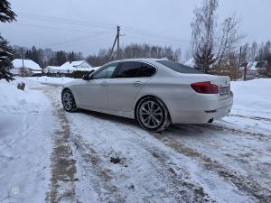 White BMW 535 2015 in Vilnius, with an engine capacity of 2.98 L and mileage of 2700 thousand km for 9800 €, photo 3 on AUTOMOTO.COM.LV