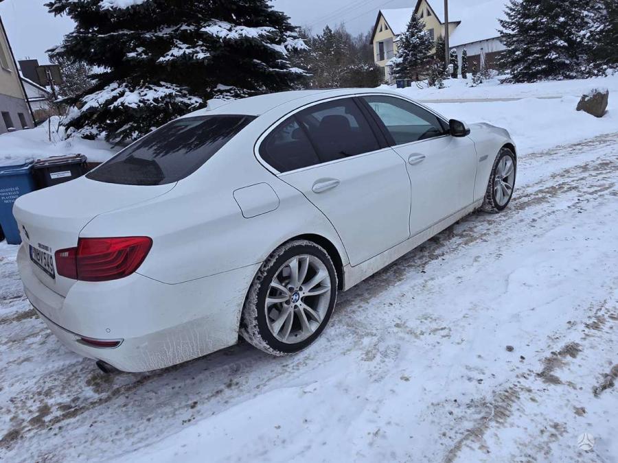White BMW 535 2015 in Vilnius, with an engine capacity of 2.98 L and mileage of 2700 thousand km for 9800 €, photo 6 on AUTOMOTO.COM.LV