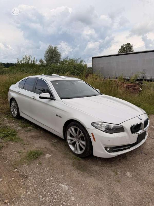 White BMW 535 2015 in Kaunas, with an engine capacity of 2.98 L and mileage of 215 thousand km for 5800 €, photo 1 on AUTOMOTO.COM.LV