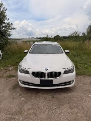 Balts BMW 535 2015 Kauņa, ar dzinēja tilpumu 2.98 L un nobraukumu 215 tūkst. km par 5800 €, foto 3 vietnē AUTOMOTO.COM.LV