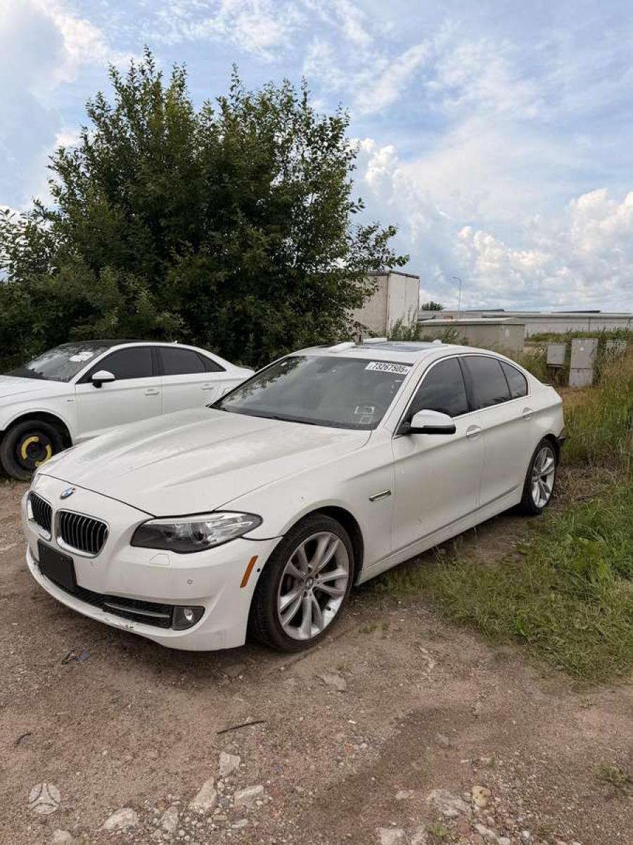 Balts BMW 535 2015 Kauņa, ar dzinēja tilpumu 2.98 L un nobraukumu 215 tūkst. km par 5800 €, foto 4 vietnē AUTOMOTO.COM.LV