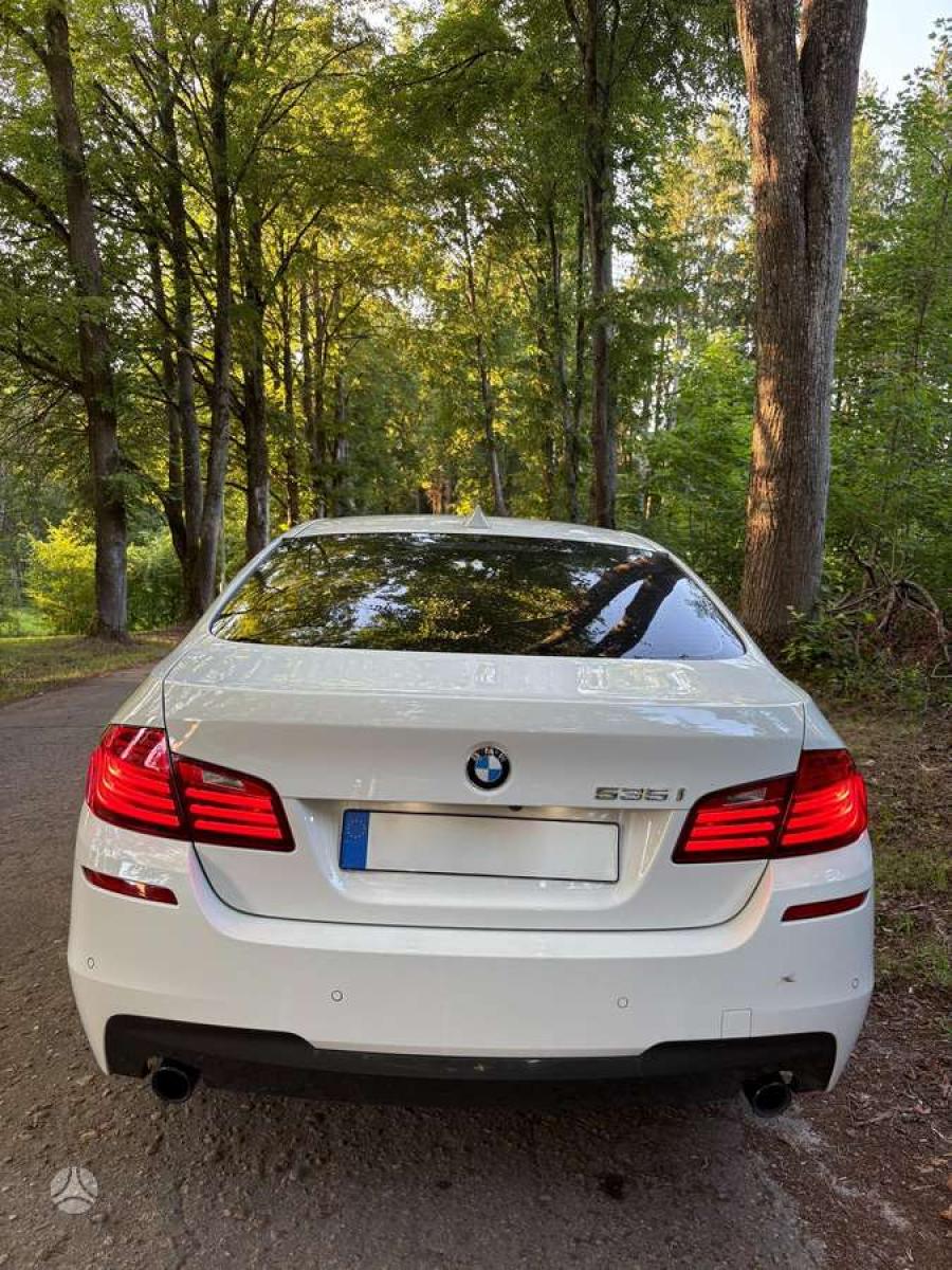 Balts BMW 535 2015 Kauņa, ar dzinēja tilpumu 2.98 L un nobraukumu 205 tūkst. km par 14700 €, foto 6 vietnē AUTOMOTO.COM.LV