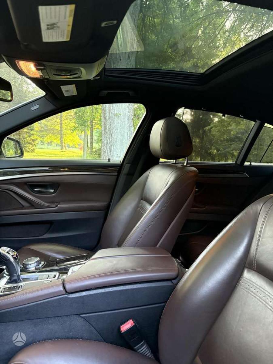 Balts BMW 535 2015 Kauņa, ar dzinēja tilpumu 2.98 L un nobraukumu 205 tūkst. km par 14700 €, foto 10 vietnē AUTOMOTO.COM.LV