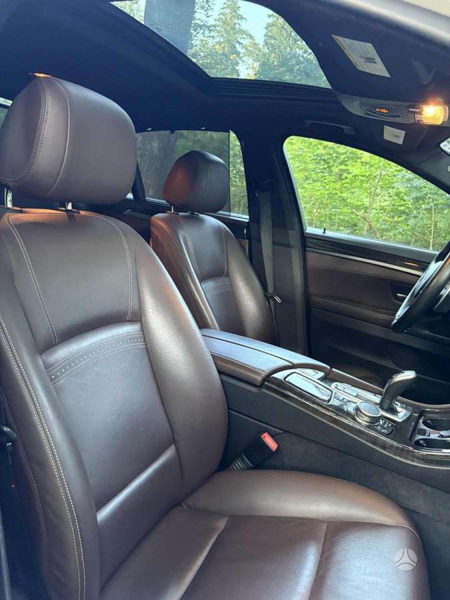 Balts BMW 535 2015 Kauņa, ar dzinēja tilpumu 2.98 L un nobraukumu 205 tūkst. km par 14700 €, foto 12 vietnē AUTOMOTO.COM.LV