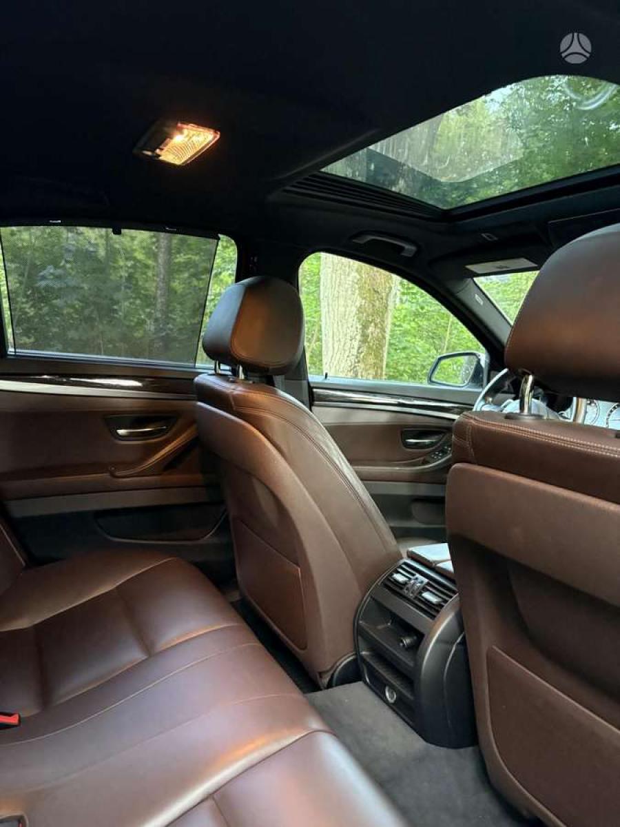Balts BMW 535 2015 Kauņa, ar dzinēja tilpumu 2.98 L un nobraukumu 205 tūkst. km par 14700 €, foto 16 vietnē AUTOMOTO.COM.LV