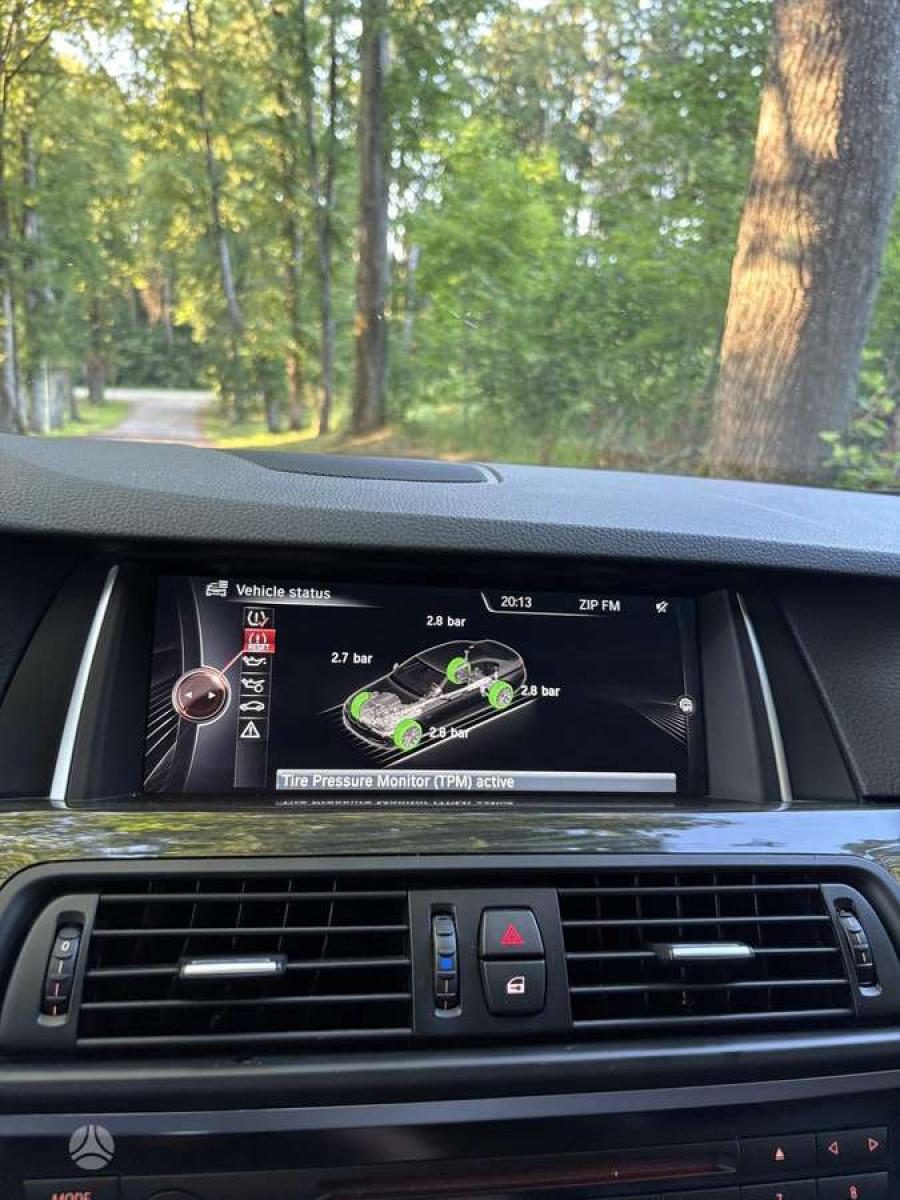 Balts BMW 535 2015 Kauņa, ar dzinēja tilpumu 2.98 L un nobraukumu 205 tūkst. km par 14700 €, foto 24 vietnē AUTOMOTO.COM.LV