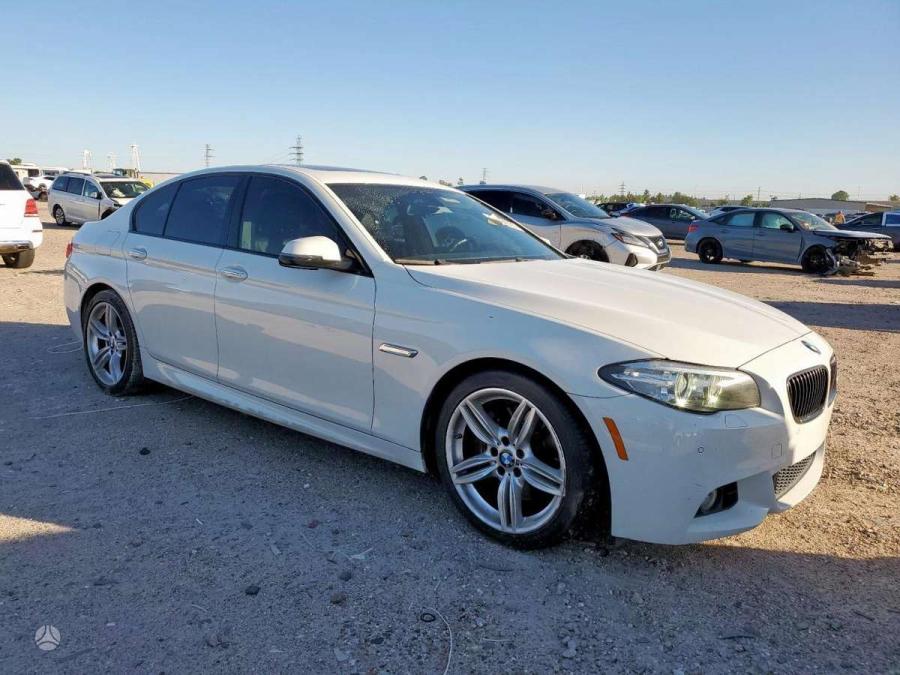 Balts BMW 535 2015 Kauņa, ar dzinēja tilpumu 2.98 L un nobraukumu 205 tūkst. km par 14700 €, foto 30 vietnē AUTOMOTO.COM.LV