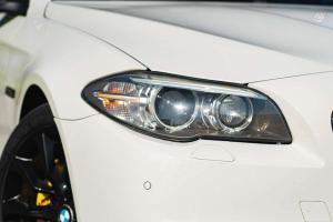 White BMW 535 2016 in Vilnius, with an engine capacity of 2.98 L and mileage of 203 thousand km for 14500 €, photo 6 on AUTOMOTO.COM.LV