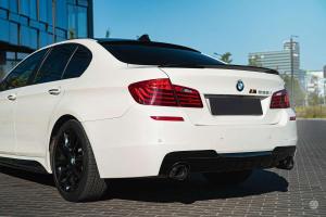 White BMW 535 2016 in Vilnius, with an engine capacity of 2.98 L and mileage of 203 thousand km for 14500 €, photo 15 on AUTOMOTO.COM.LV