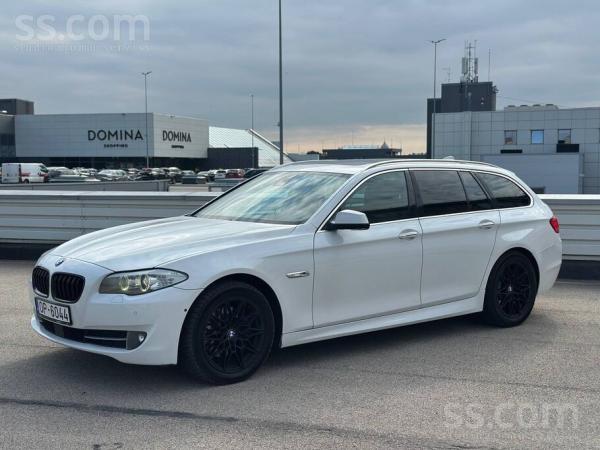 Balts BMW 535 2010 Rīga, ar dzinēja tilpumu 3.00 L un nobraukumu 279 tūkst. km par 8399 €, foto 4 vietnē AUTOMOTO.COM.LV