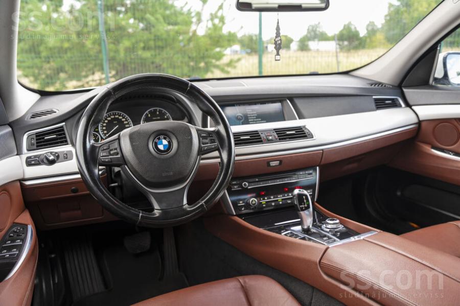 White BMW 535 2010 in Riga, with an engine capacity of 3.00 L and mileage of 241 thousand km for 8990 €, photo 8 on AUTOMOTO.COM.LV
