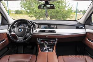 White BMW 535 2010 in Riga, with an engine capacity of 3.00 L and mileage of 241 thousand km for 8990 €, photo 12 on AUTOMOTO.COM.LV
