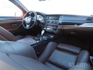 White BMW 535 2011 in Riga, with an engine capacity of 3.00 L and mileage of 377 thousand km for 10500 €, photo 12 on AUTOMOTO.COM.LV