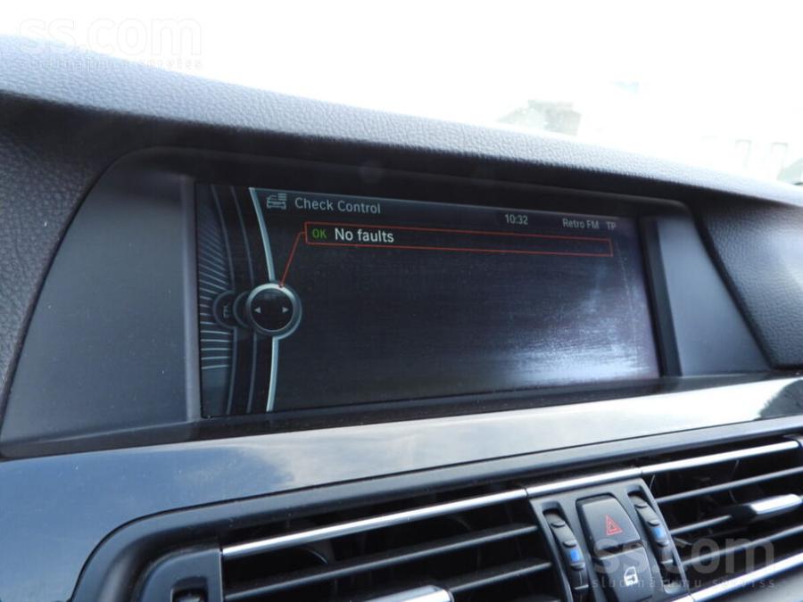 Balts BMW 535 2011 Rīga, ar dzinēja tilpumu 3.00 L un nobraukumu 377 tūkst. km par 8150 €, foto 26 vietnē AUTOMOTO.COM.LV