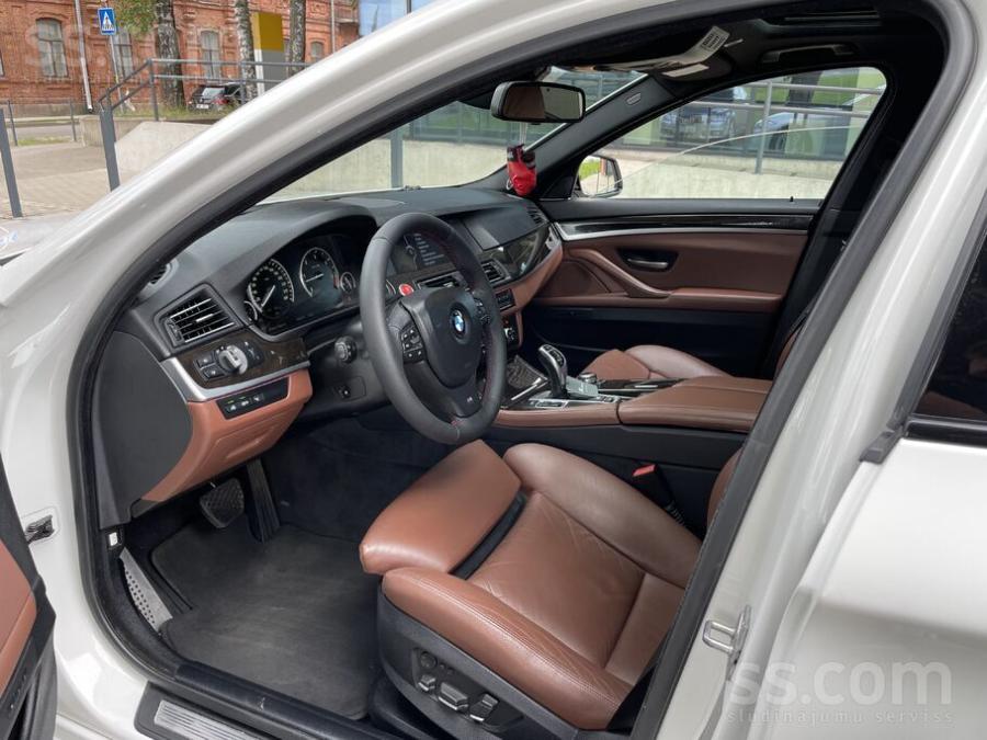 White BMW 535 2011 in Daugavpils, with an engine capacity of 3.00 L and mileage of 296 thousand km for 13000 €, photo 21 on AUTOMOTO.COM.LV
