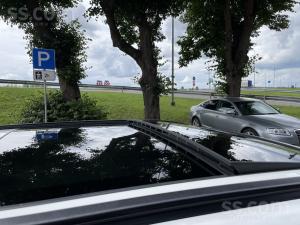 White BMW 535 2011 in Daugavpils, with an engine capacity of 3.00 L and mileage of 296 thousand km for 13000 €, photo 30 on AUTOMOTO.COM.LV