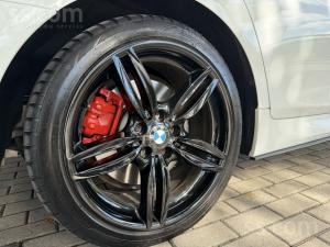 White BMW 535 2011 in Daugavpils, with an engine capacity of 3.00 L and mileage of 298 thousand km for 12500 €, photo 17 on AUTOMOTO.COM.LV