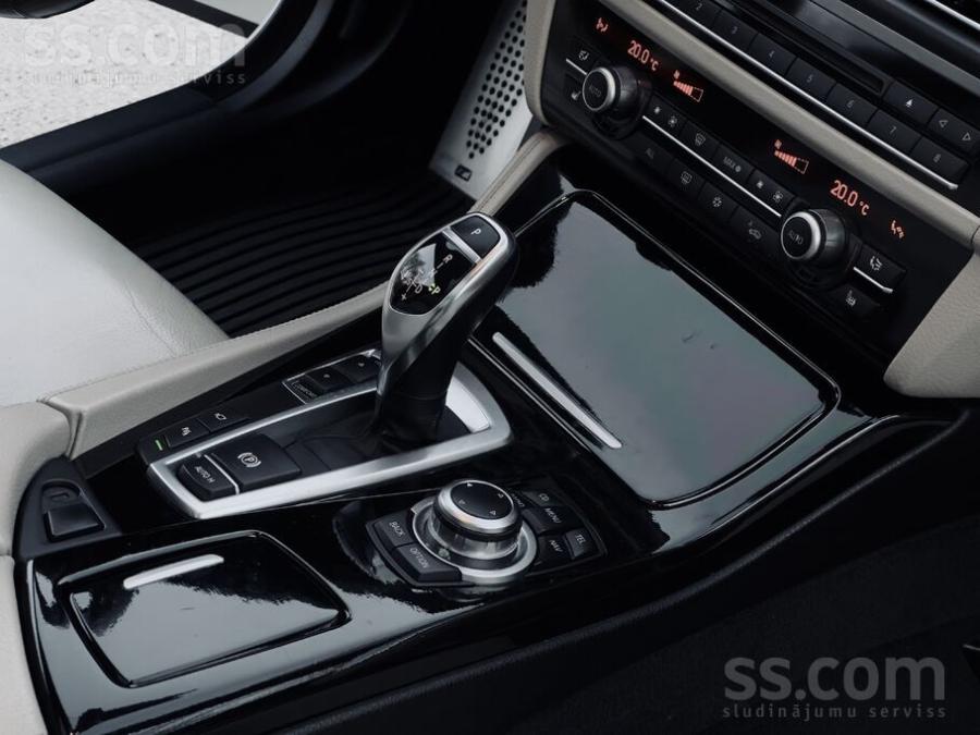 Balts BMW 535 2012 Liepāja, ar dzinēja tilpumu 3.00 L un nobraukumu 286 tūkst. km par 15000 €, foto 13 vietnē AUTOMOTO.COM.LV