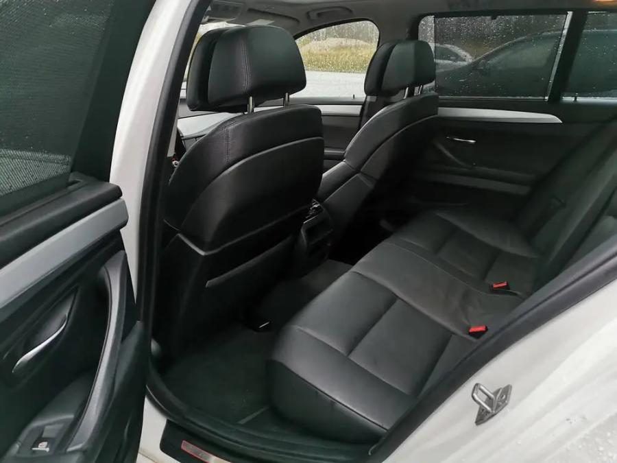 Balts BMW 535 2012 Kuldīga, ar dzinēja tilpumu 3.00 L un nobraukumu 279 tūkst. km par 10900 €, foto 16 vietnē AUTOMOTO.COM.LV