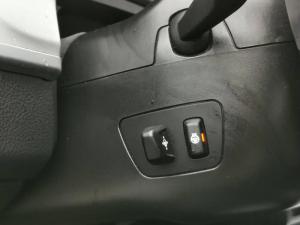 Balts BMW 535 2012 Kuldīga, ar dzinēja tilpumu 3.00 L un nobraukumu 279 tūkst. km par 10900 €, foto 19 vietnē AUTOMOTO.COM.LV