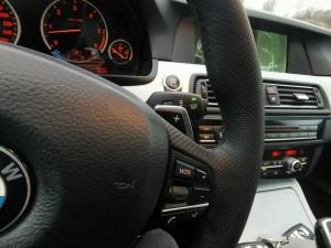 Balts BMW 535 2012 Kuldīga, ar dzinēja tilpumu 3.00 L un nobraukumu 279 tūkst. km par 10900 €, foto 22 vietnē AUTOMOTO.COM.LV