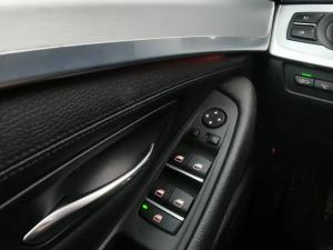 Balts BMW 535 2012 Kuldīga, ar dzinēja tilpumu 3.00 L un nobraukumu 279 tūkst. km par 10900 €, foto 27 vietnē AUTOMOTO.COM.LV