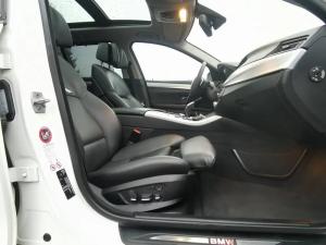 Balts BMW 535 2012 Kuldīga, ar dzinēja tilpumu 3.00 L un nobraukumu 279 tūkst. km par 10900 €, foto 30 vietnē AUTOMOTO.COM.LV