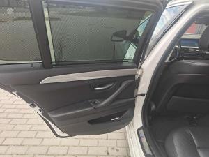 White BMW 535 2012 in Klaipeda, with an engine capacity of 3.00 L and mileage of 340 thousand km for 5999 €, photo 11 on AUTOMOTO.COM.LV