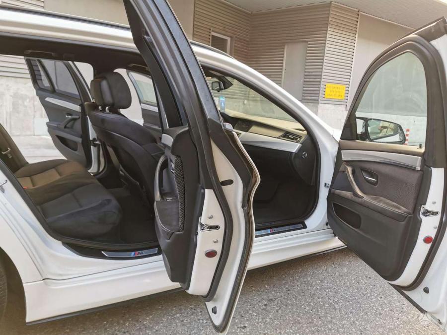 Balts BMW 535 2013 Viļņa, ar dzinēja tilpumu 2.99 L un nobraukumu 294 tūkst. km par 8450 €, foto 22 vietnē AUTOMOTO.COM.LV