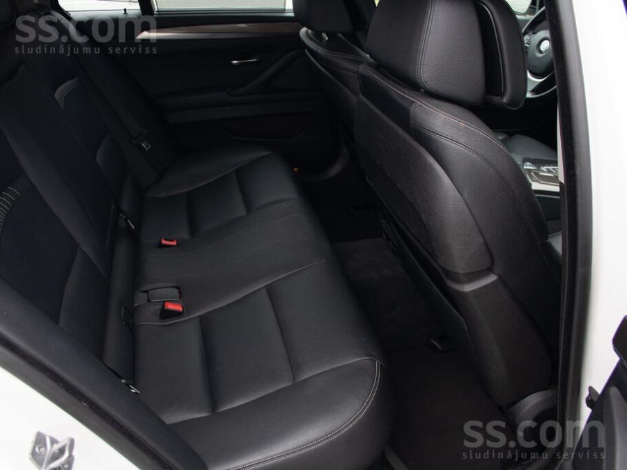 Balts BMW 535 2014 Rīga, ar dzinēja tilpumu 3.00 L un nobraukumu 240 tūkst. km par 13450 €, foto 12 vietnē AUTOMOTO.COM.LV