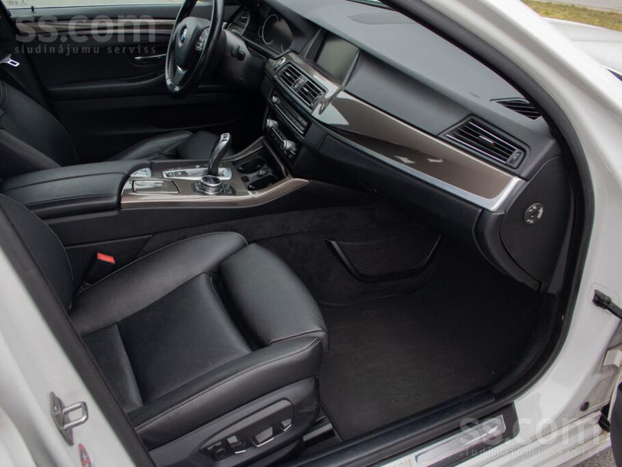 Balts BMW 535 2014 Rīga, ar dzinēja tilpumu 3.00 L un nobraukumu 240 tūkst. km par 13450 €, foto 13 vietnē AUTOMOTO.COM.LV