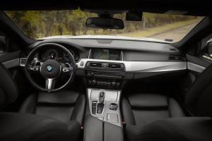 Balts BMW 535 2014 Jelgava, ar dzinēja tilpumu 3.00 L un nobraukumu 289 tūkst. km par 14900 €, foto 11 vietnē AUTOMOTO.COM.LV