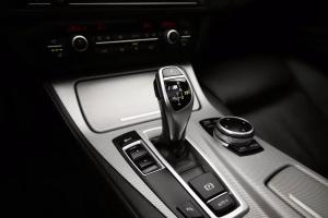 Balts BMW 535 2014 Jelgava, ar dzinēja tilpumu 3.00 L un nobraukumu 289 tūkst. km par 14900 €, foto 18 vietnē AUTOMOTO.COM.LV