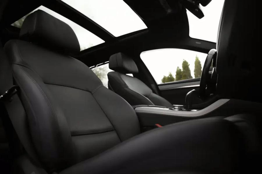 Balts BMW 535 2014 Jelgava, ar dzinēja tilpumu 3.00 L un nobraukumu 289 tūkst. km par 14900 €, foto 22 vietnē AUTOMOTO.COM.LV