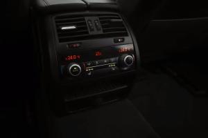 Balts BMW 535 2014 Jelgava, ar dzinēja tilpumu 3.00 L un nobraukumu 289 tūkst. km par 14900 €, foto 30 vietnē AUTOMOTO.COM.LV