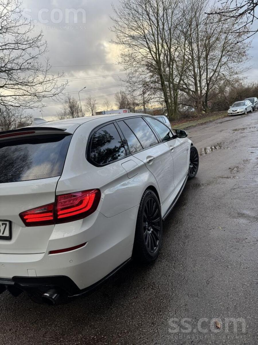 Balts BMW 535 2015 Rīga, ar dzinēja tilpumu 3.00 L un nobraukumu 246 tūkst. km par 12500 €, foto 4 vietnē AUTOMOTO.COM.LV
