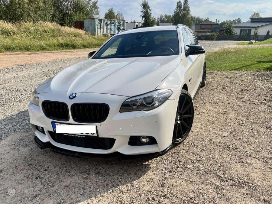 Balts BMW 535 2015 Viļņa, ar dzinēja tilpumu 3.00 L un nobraukumu 323 tūkst. km par 14700 €, foto 35 vietnē AUTOMOTO.COM.LV