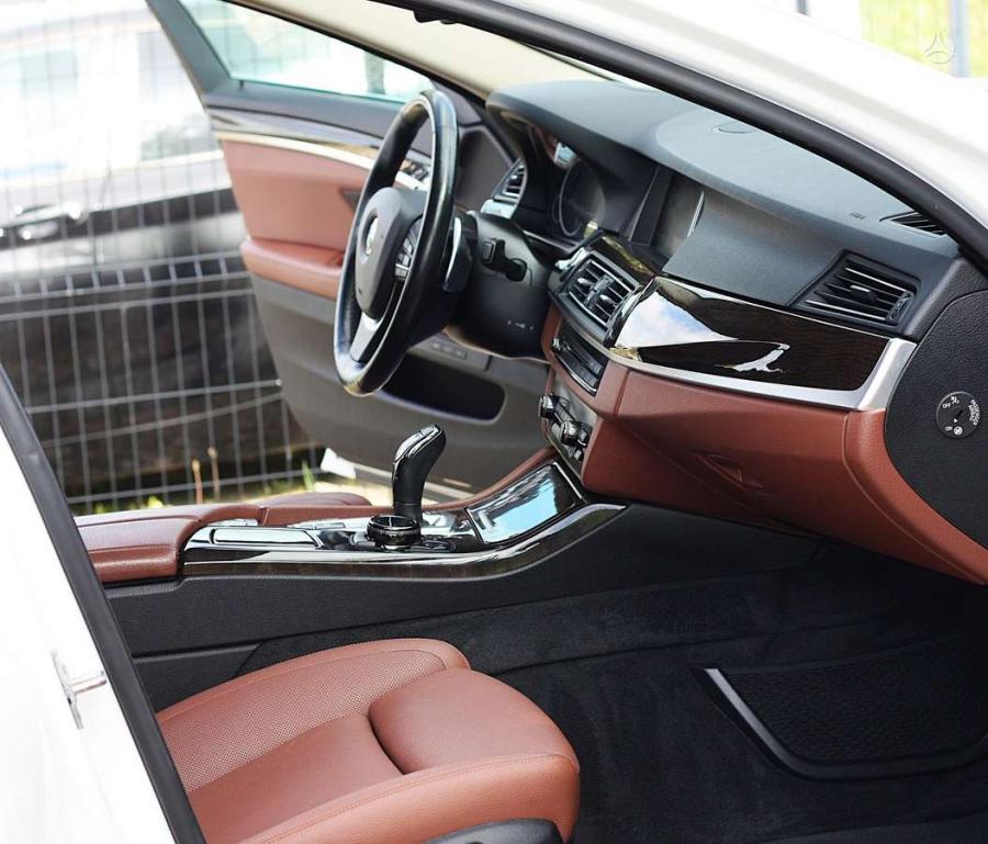 White BMW 535 2015 in Kretinga, with an engine capacity of 2.99 L and mileage of 242 thousand km for 14299 €, photo 38 on AUTOMOTO.COM.LV
