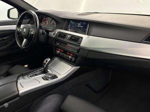 White BMW 535 2017 in Marijampole, with an engine capacity of 2.99 L and mileage of 288 thousand km for 14450 €, photo 11 on AUTOMOTO.COM.LV