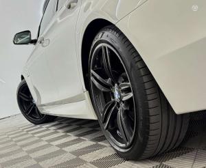 White BMW 535 2017 in Marijampole, with an engine capacity of 2.99 L and mileage of 288 thousand km for 14450 €, photo 32 on AUTOMOTO.COM.LV